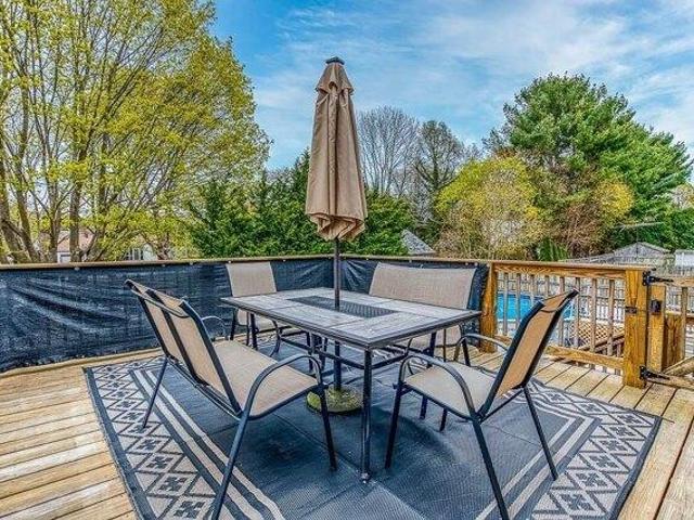 house with 3 bedroom, Warren RI ES103444701