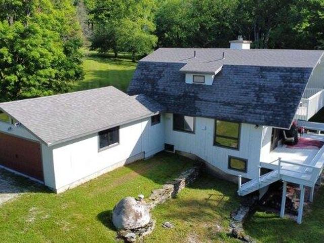 house with 3 bedroom, Warren VT DS104149629