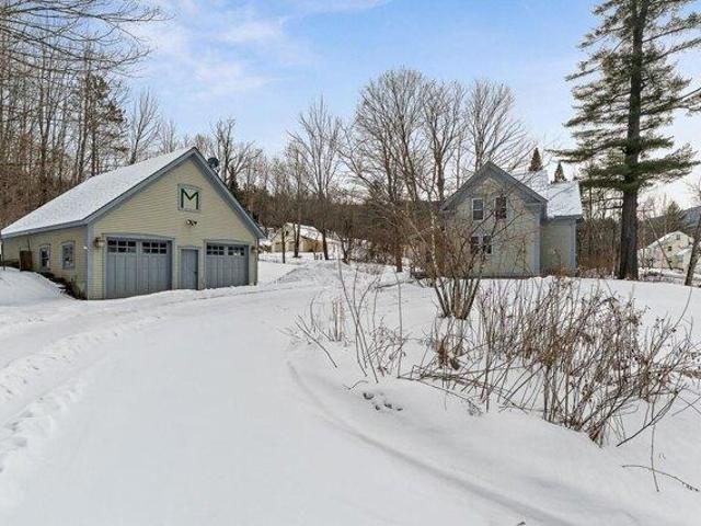 house with 3 bedroom, Warren VT ES103431727