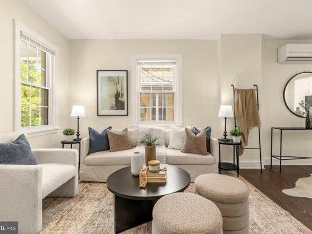 house with 3 bedroom, Washington DC ES104908074