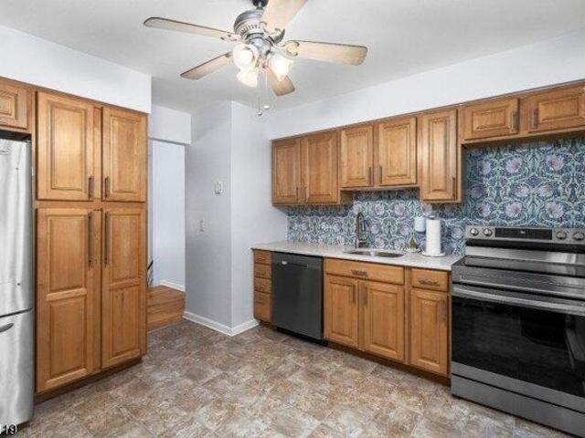 house with 3 bedroom, Washington Township NJ ES105175595