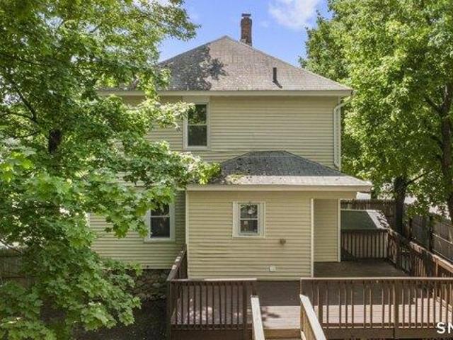 house with 3 bedroom, Waterbury CT DLS103099181