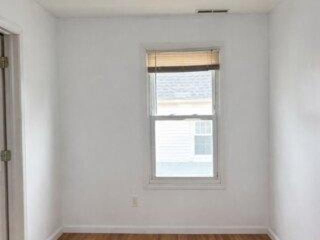 house with 3 bedroom, Waterbury CT DS101748529