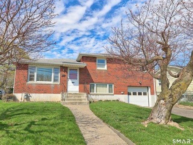 house with 3 bedroom, Waterbury CT DS101897160