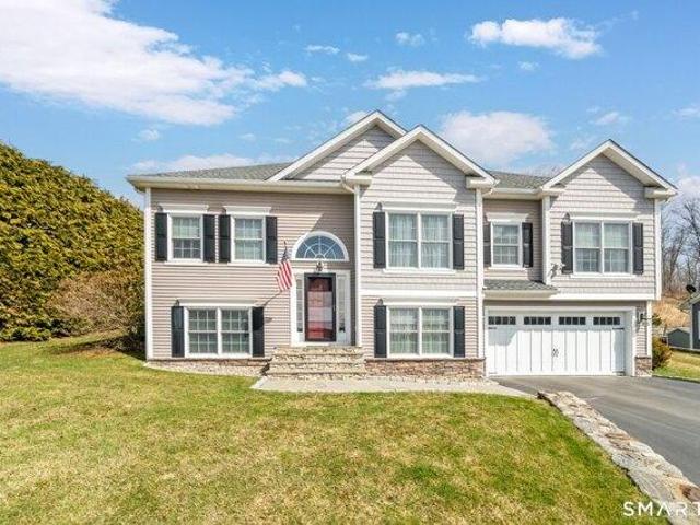 house with 3 bedroom, Waterbury CT DS101898346
