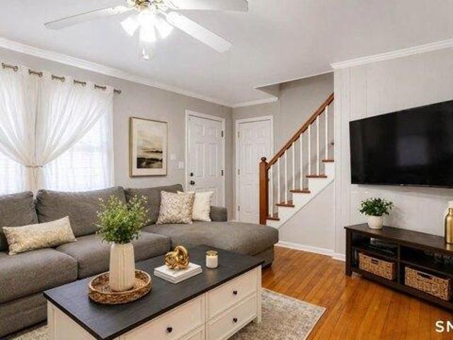 house with 3 bedroom, Waterbury CT DS102443599