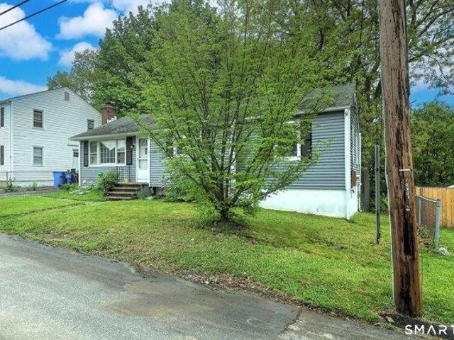 house with 3 bedroom, Waterbury CT DS102560100