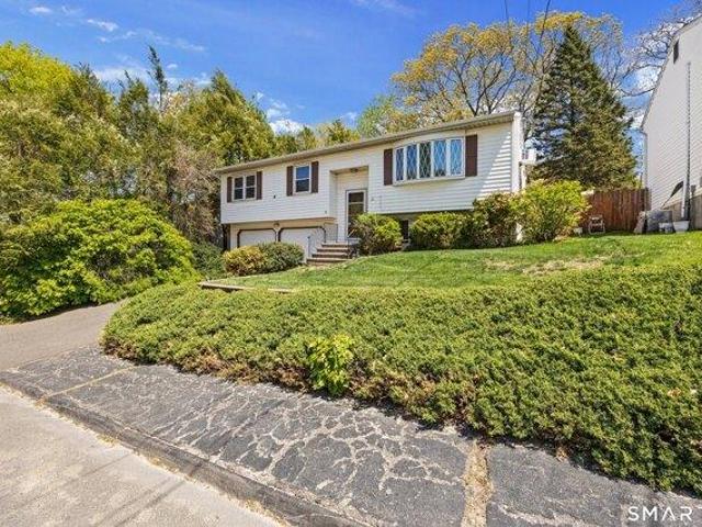 house with 3 bedroom, Waterbury CT DS102257222