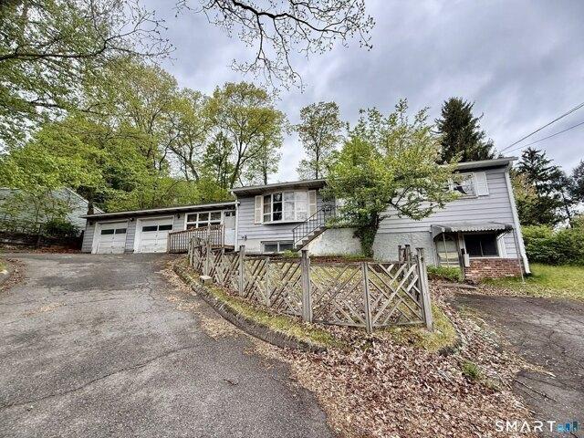 house with 3 bedroom, Waterbury CT DS103432653