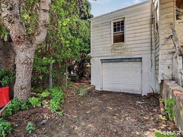 house with 3 bedroom, Waterbury CT DS103160457