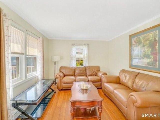 house with 3 bedroom, Waterbury CT DS103185851