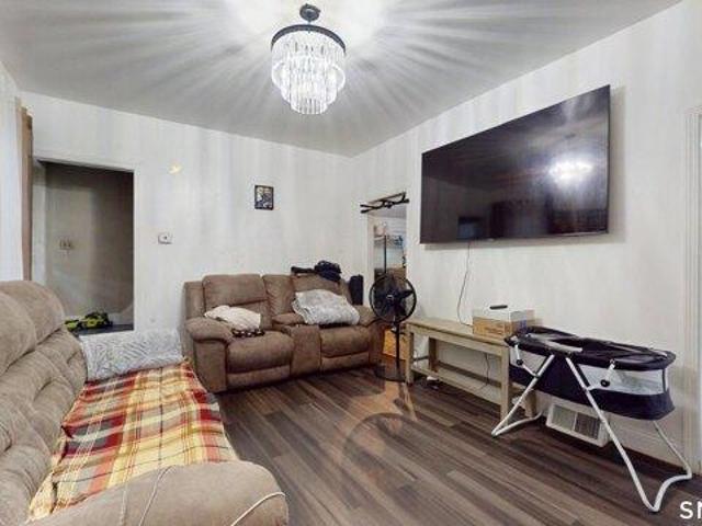 house with 3 bedroom, Waterbury CT DS103189643