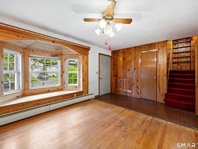 house with 3 bedroom, Waterbury CT DS104479248