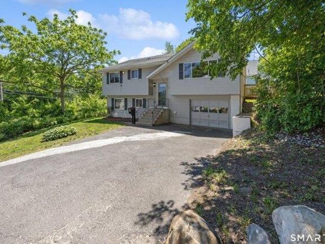 house with 3 bedroom, Waterbury CT DS104191188