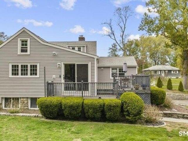 house with 3 bedroom, Waterbury CT ES102824910
