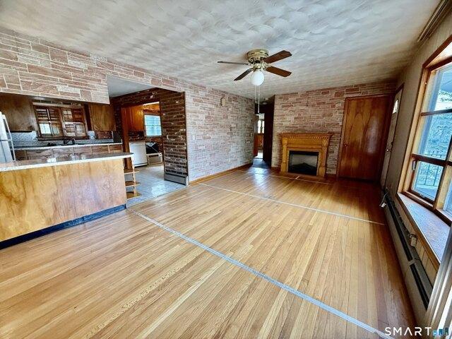 house with 3 bedroom, Waterbury CT ES103432653