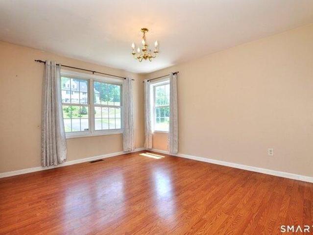 house with 3 bedroom, Waterbury CT ES103436807