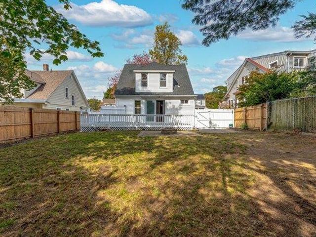 house with 3 bedroom, Waterbury CT ES103070098