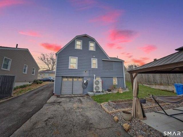 house with 3 bedroom, Waterbury CT ES103071039
