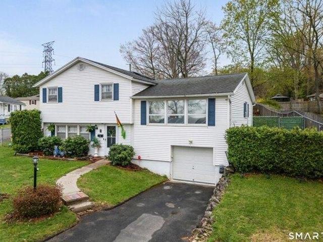 house with 3 bedroom, Waterbury CT ES103161523