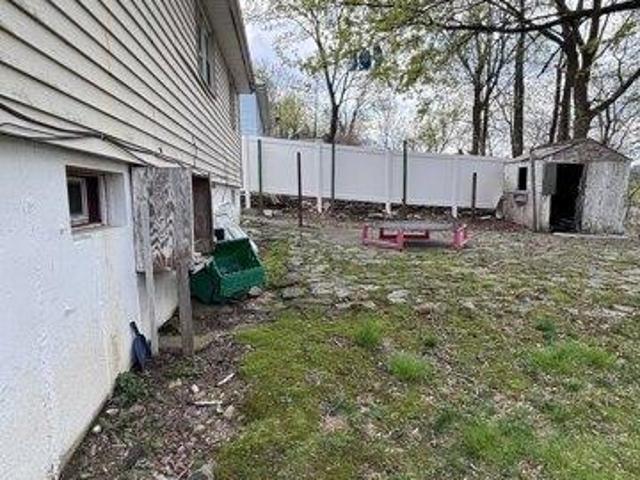 house with 3 bedroom, Waterbury CT ES103186377