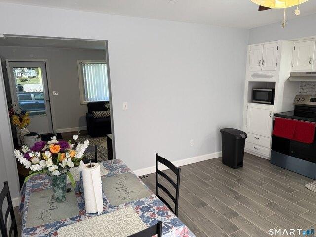 house with 3 bedroom, Waterbury CT ES104809131