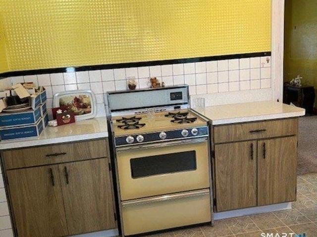 house with 3 bedroom, Waterbury CT ES104833006