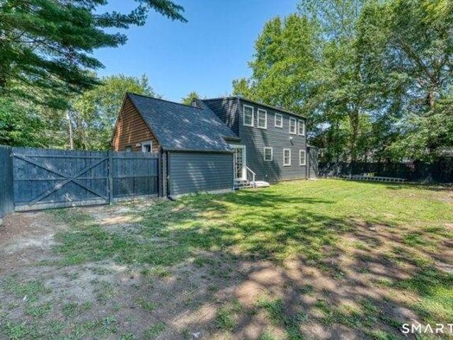 house with 3 bedroom, Waterbury CT ES104870322
