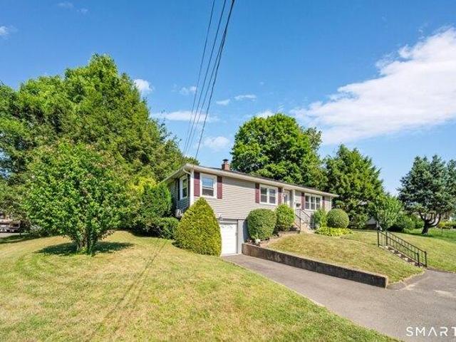 house with 3 bedroom, Waterbury CT ES104920738
