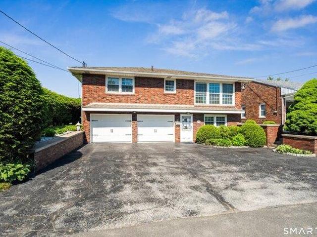 house with 3 bedroom, Waterbury CT ES104113295