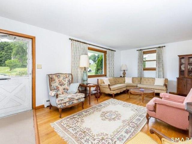 house with 3 bedroom, Waterbury CT ES104190119