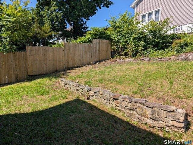 house with 3 bedroom, Waterbury CT ES104264686