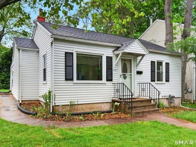 house with 3 bedroom, Waterbury CT ES104264240