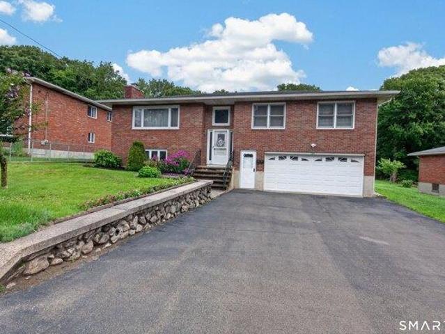 house with 3 bedroom, Waterbury CT ES105144262