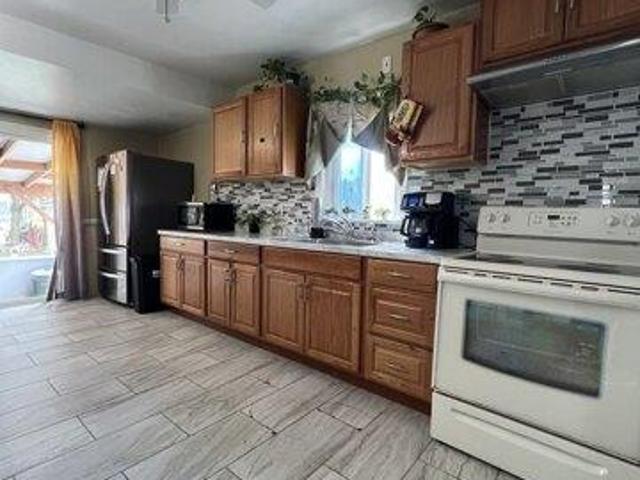 house with 3 bedroom, Waterbury CT ES105157001