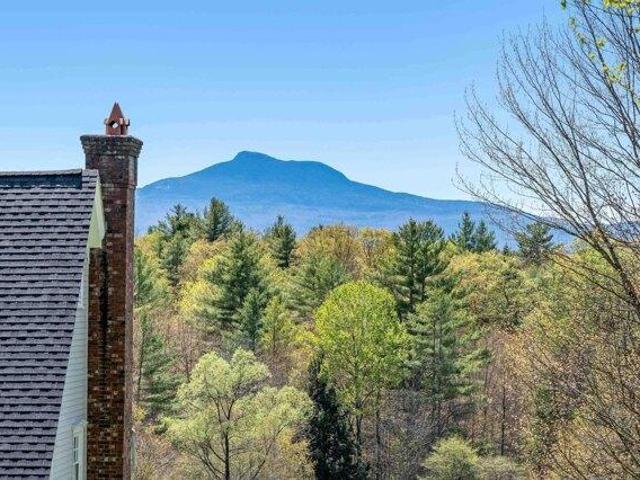 house with 3 bedroom, Waterbury VT DLS102728873