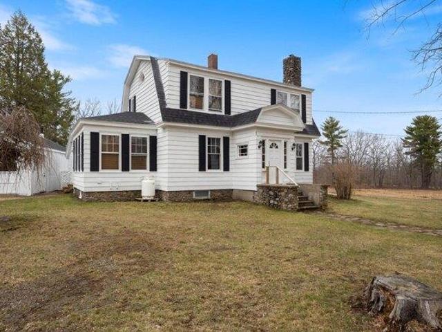 house with 3 bedroom, Waterboro ME DLS102529195