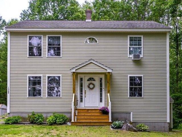 house with 3 bedroom, Waterboro ME ES104832629