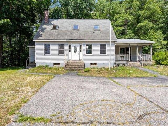 house with 3 bedroom, Waterboro ME ES104833553