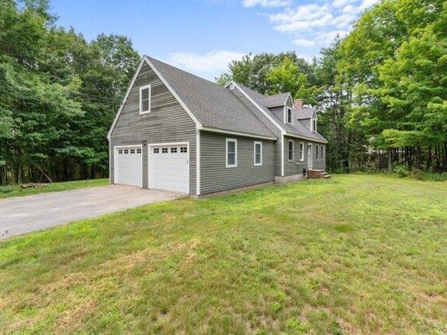 house with 3 bedroom, Waterboro ME ES105203568