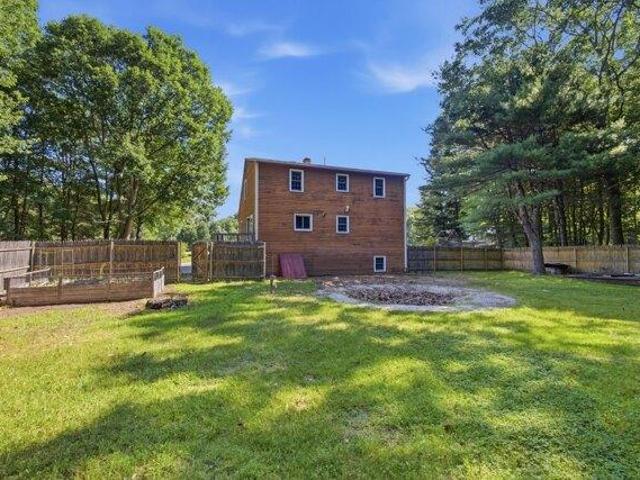 house with 3 bedroom, Waterboro ME ES105203345