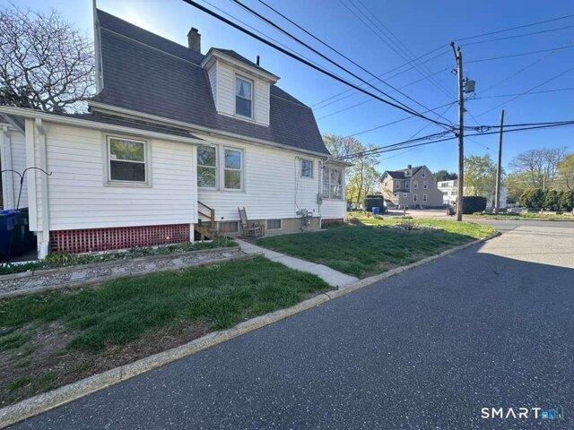 house with 3 bedroom, Waterford CT DLS102475244