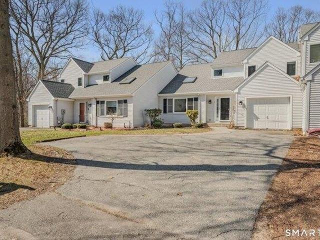 house with 3 bedroom, Waterford CT DLS102477077