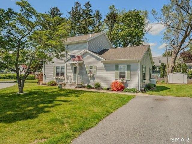 house with 3 bedroom, Waterford CT DLS103074115