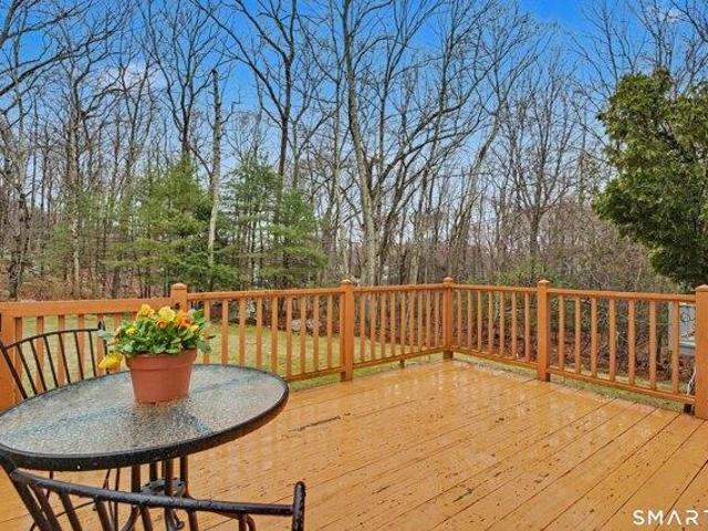 house with 3 bedroom, Waterford CT DS101856923
