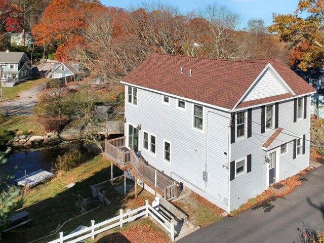 house with 3 bedroom, Waterford CT DS102475349