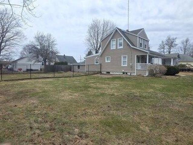 house with 3 bedroom, Waterford CT DS102529659