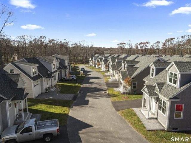 house with 3 bedroom, Waterford CT DS102530337