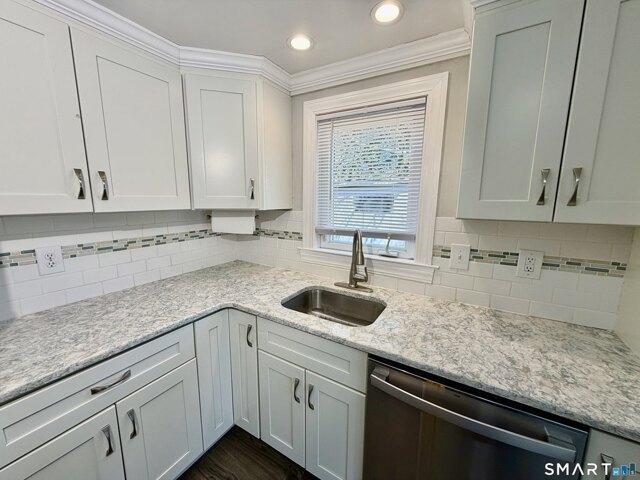 house with 3 bedroom, Waterford CT DS102565086