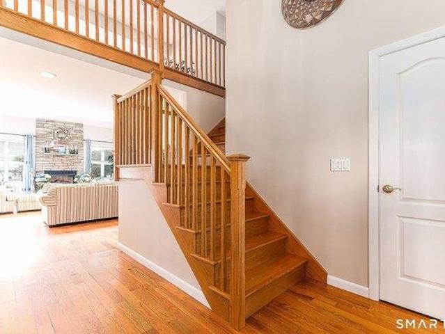 house with 3 bedroom, Waterford CT DS104299576